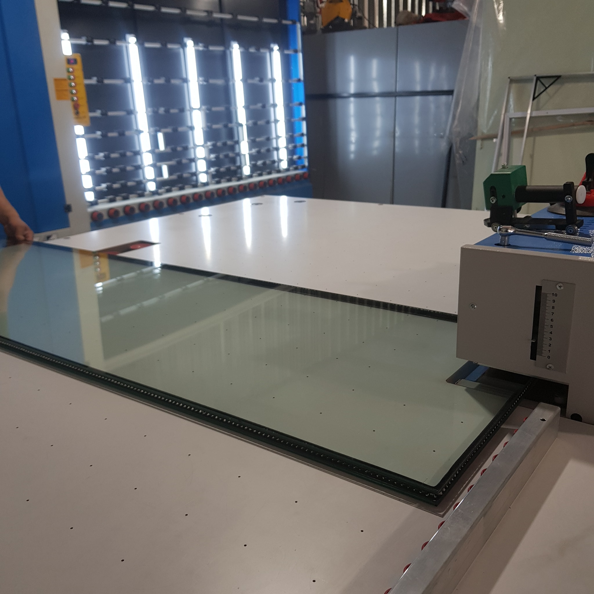 Fabricando DVH (Doble Vidrio Hermético) – OK ABERTURAS